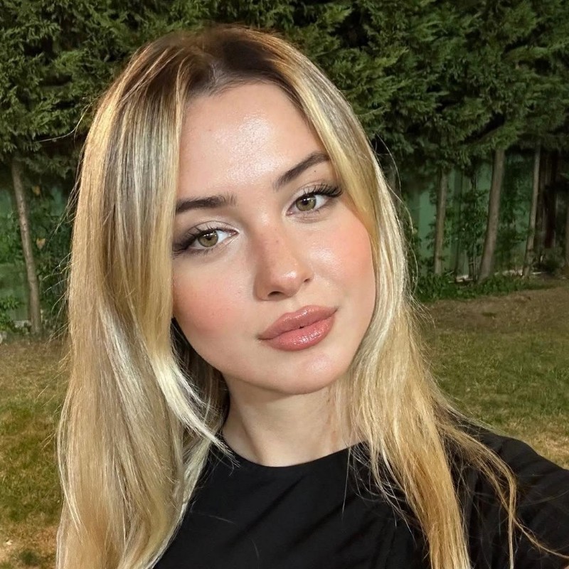 Hanna 💜 (@hannalolsc) | Snapchat Stories, Spotlight & Lenses