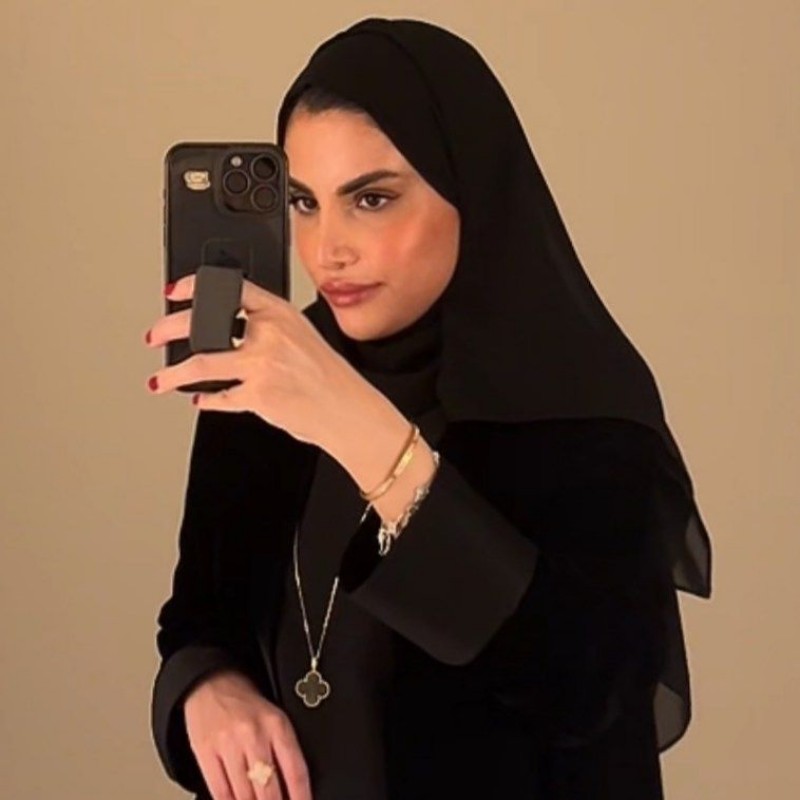 Alhanouf AlNamlah (@hanouf.na) | Snapchat Stories, Spotlight & Lenses