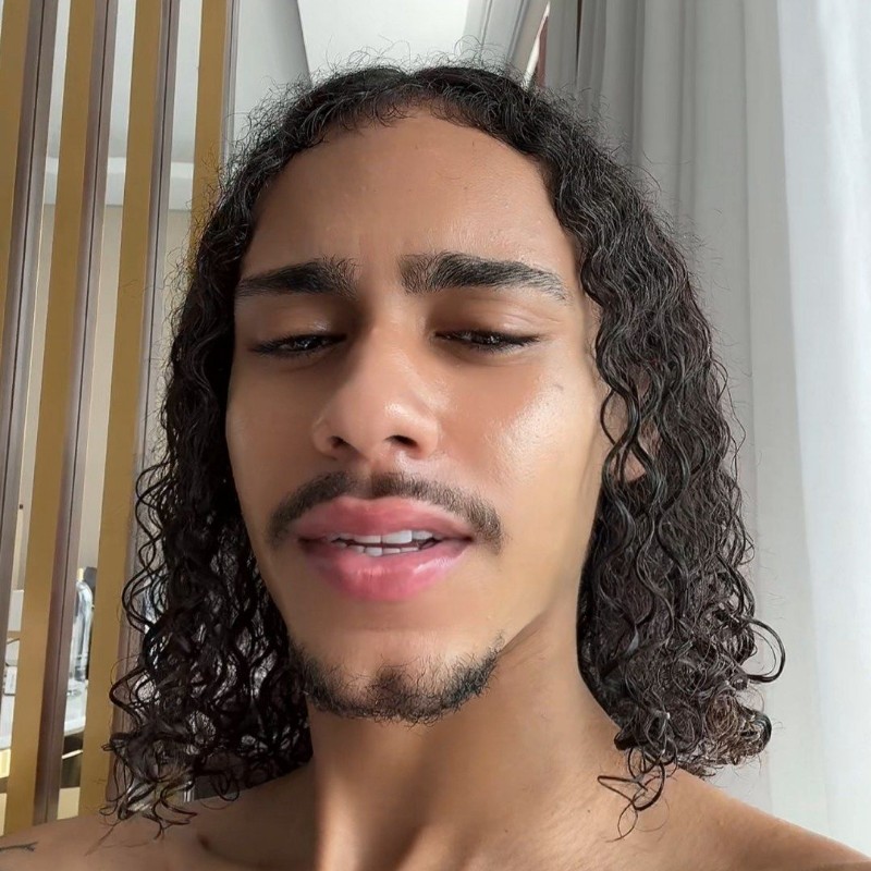 𝑹𝒆𝒏 (@happytreesh) | Snapchat Stories, Spotlight & Lenses