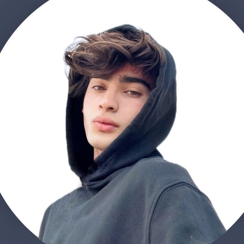 harith saeedحارث سعيد (@harith_1) | Snapchat Stories, Spotlight & Lenses