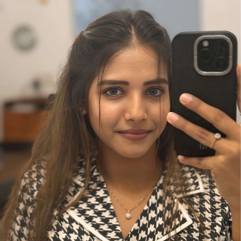 Mikku 🖤 (@hasini_diya) | Snapchat Stories, Spotlight & Lenses