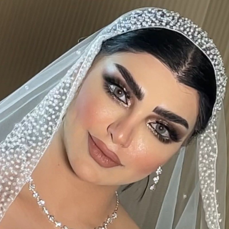 ارتست حصه الحربي 🕊️ (@hassah_makeup) | Snapchat Stories, Spotlight & Lenses