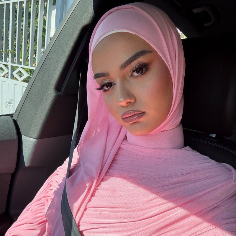 Hati (@hatixhe.brika) | Snapchat Stories, Spotlight & Lenses