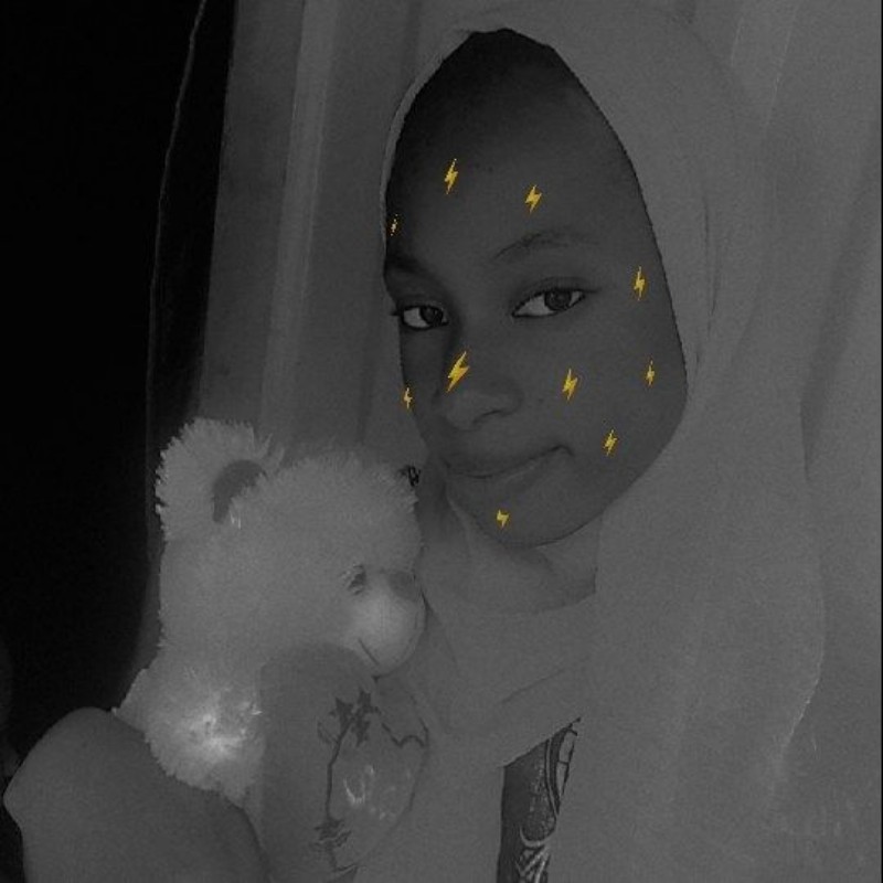 Hauwau Ahmad (@hauxysky) | Snapchat Stories, Spotlight & Lenses