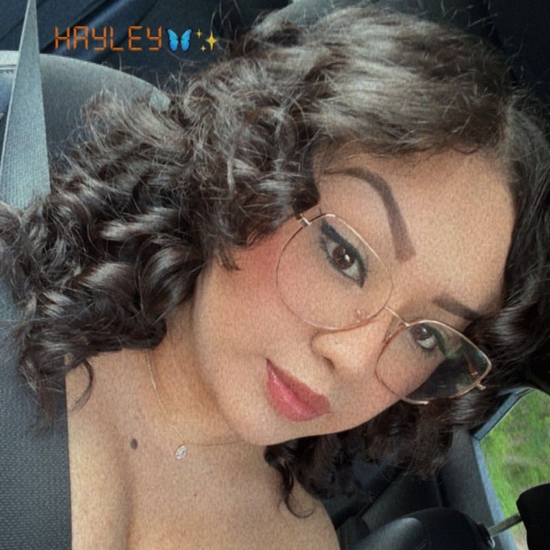 Hayley🦋 (@hayley-rojas) | Snapchat Stories, Spotlight & Lenses
