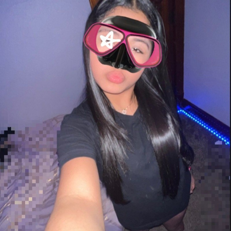 I LOVE LATINAS😍 (@hayley-yms) | Snapchat Stories, Spotlight & Lenses