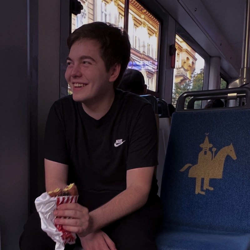 Michael (@healthmike) | Snapchat Stories, Spotlight & Lenses