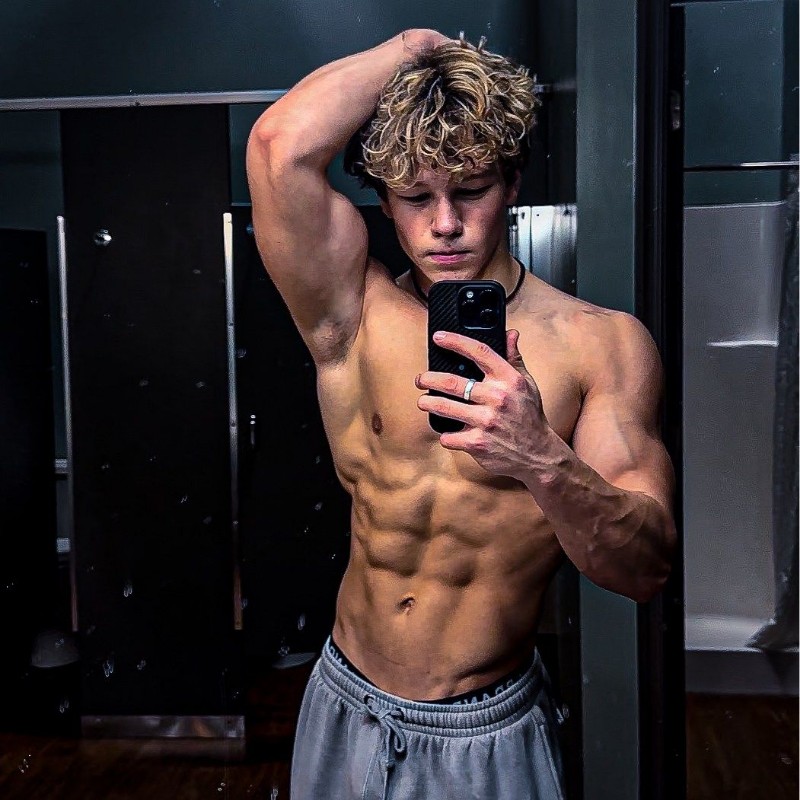 Heath Blessing (@heath_bless) | Snapchat Stories, Spotlight & Lenses