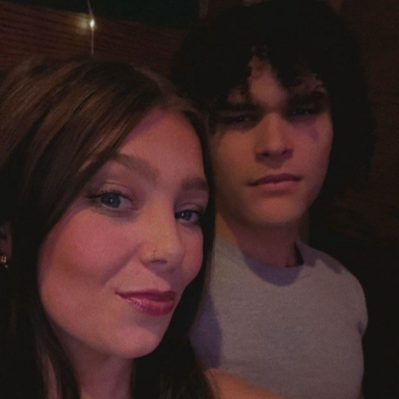 hayley cooper:) (@hecooper) | Snapchat Stories, Spotlight & Lenses