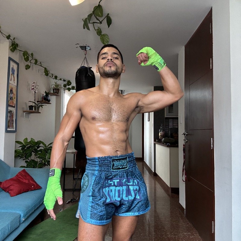 Héctor Carrillo (@hector7c2020) | Snapchat Stories, Spotlight & Lenses