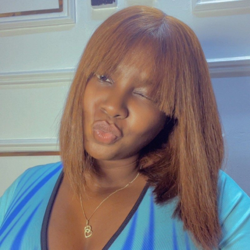 Kvng Helena (@helenaoflagos) | Snapchat Stories, Spotlight & Lenses