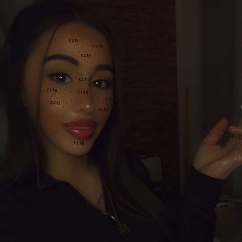 helene harbit🇲🇦🇵🇱🇵🇸 (@heleneharbit) | Snapchat Stories, Spotlight & Lenses