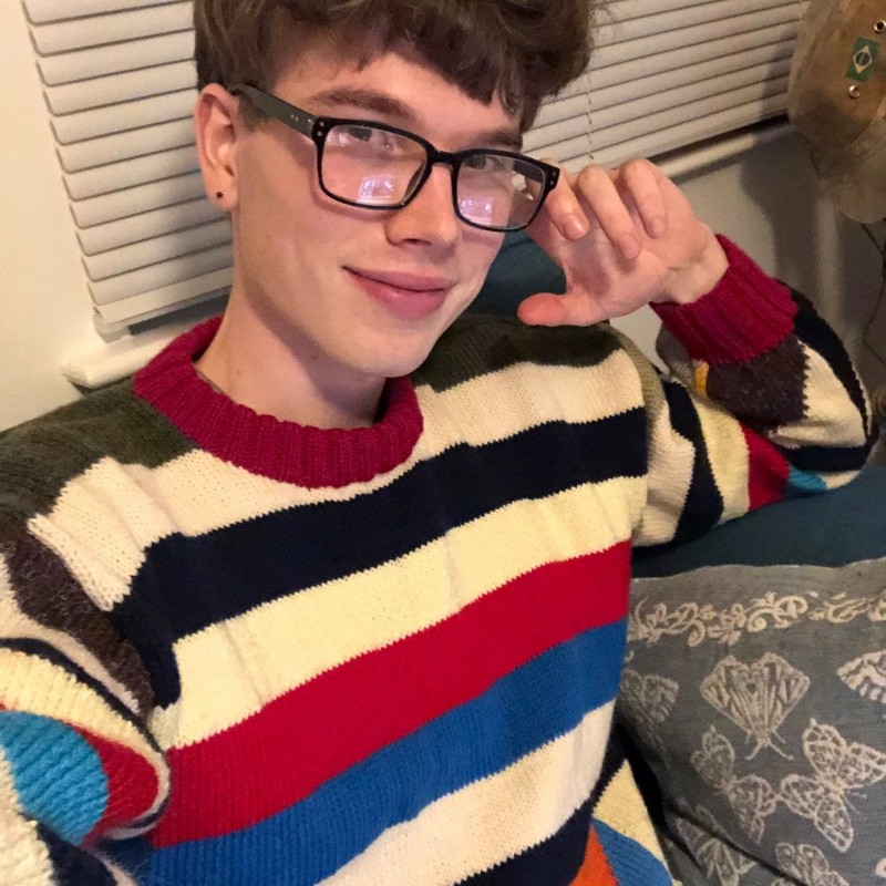 Hello Henry (@hello_henry22) | Snapchat Stories, Spotlight & Lenses