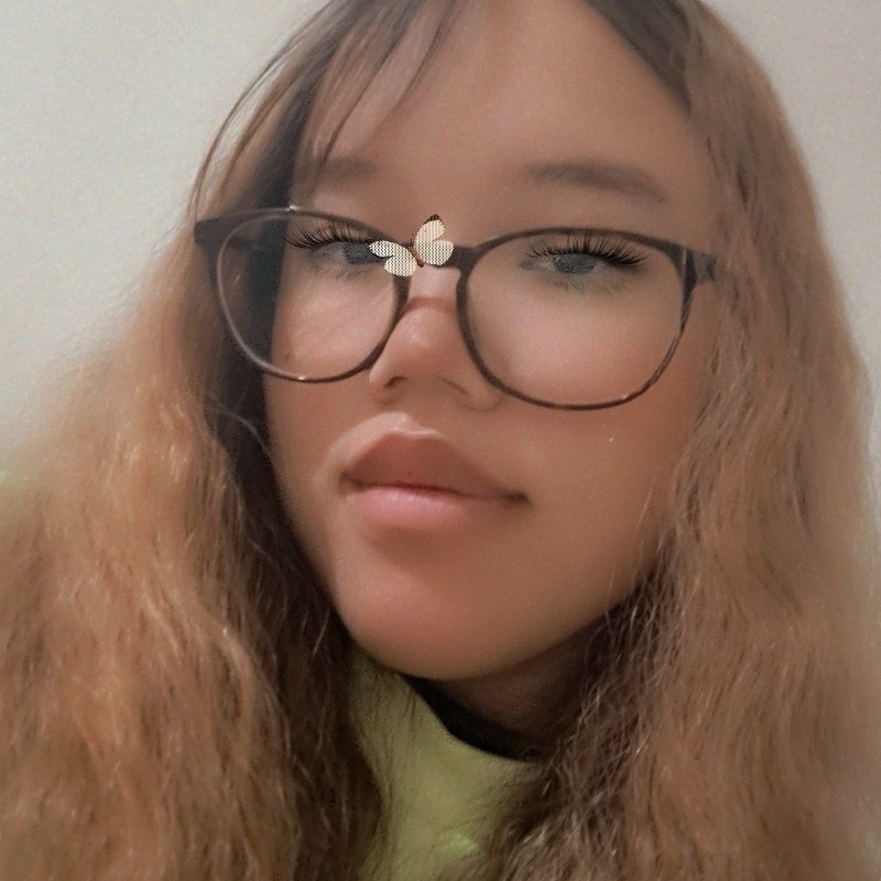 HelIy（@hellyonsnap） | Snapchatストーリー、スポットライト、レンズ