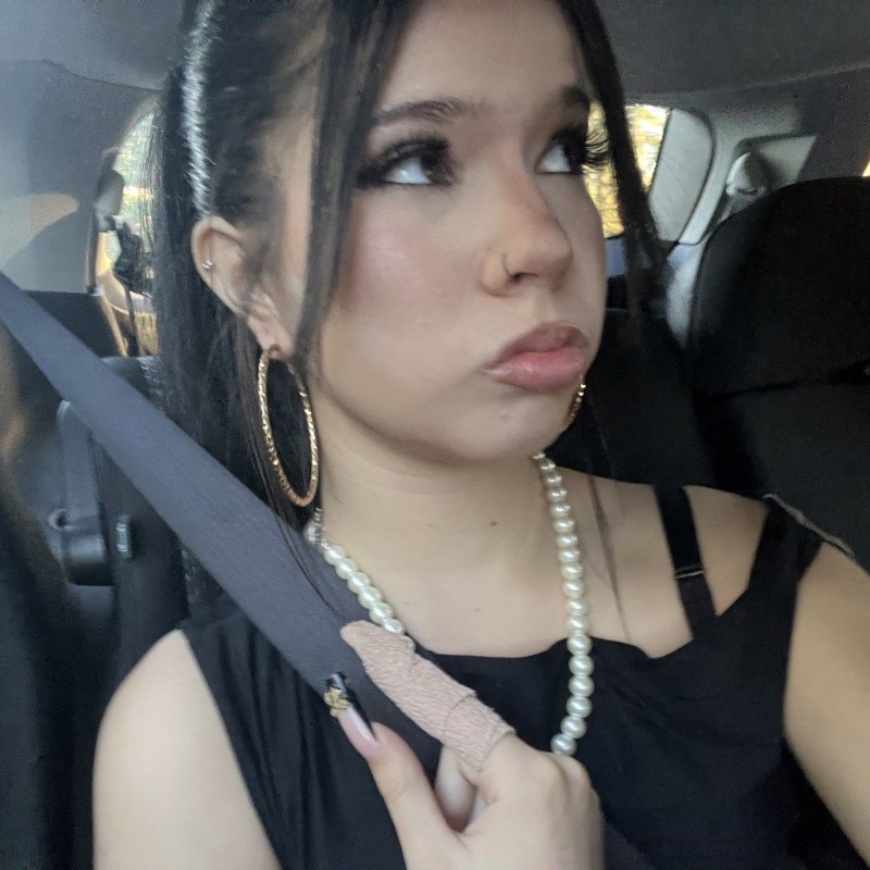 Candy😻 (@heluvscande) | Snapchat Stories, Spotlight & Lenses