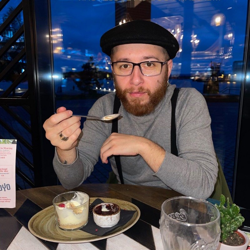 Heresh Kevlar (@hereshkevlar) | Snapchat Stories, Spotlight & Lenses