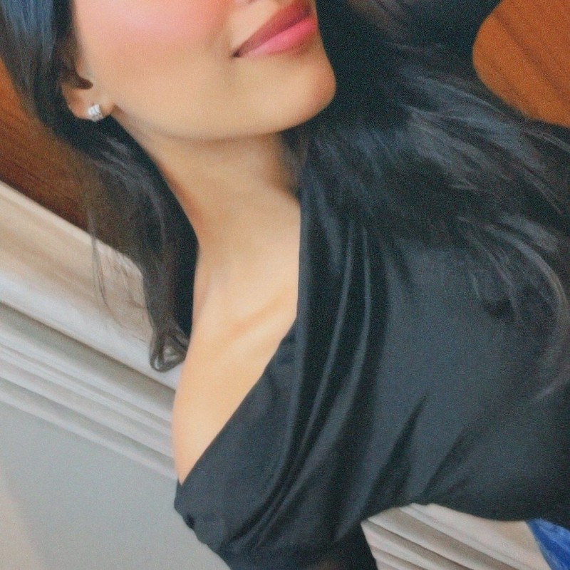 Himanshiiiiii (@hey.himanshiiii) | Snapchat Stories, Spotlight & Lenses