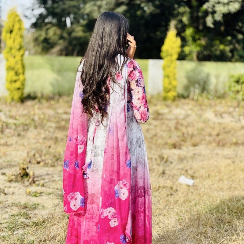 𐌍𐌉𐌊𐌉𐌕𐌀𐌀𐌀𐌀💃🏻 (@hey_niikii) | Snapchat Stories, Spotlight & Lenses