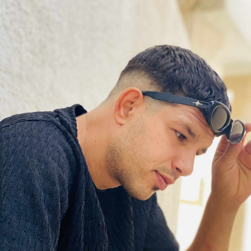 Houssem Hamdi (@hhamdi5718) | Snapchat Stories, Spotlight & Lenses