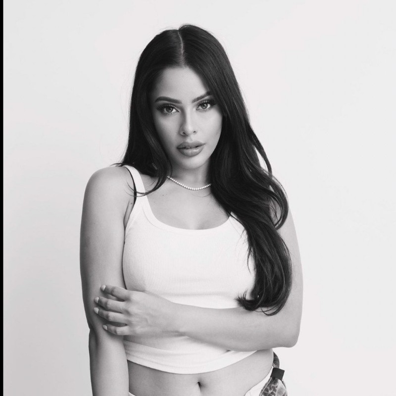 Queen Cyn (@highimqueenn) | Snapchat Stories, Spotlight & Lenses