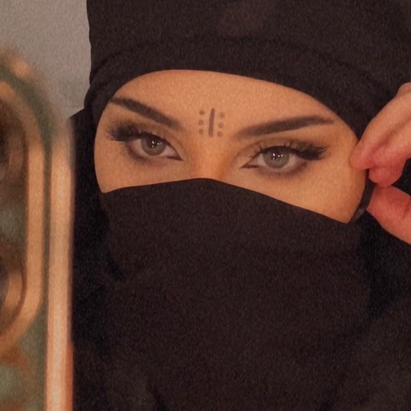 Hijab🧕🏻 By Roj👑 (@hijabby_roj) | Snapchat Stories, Spotlight & Lenses