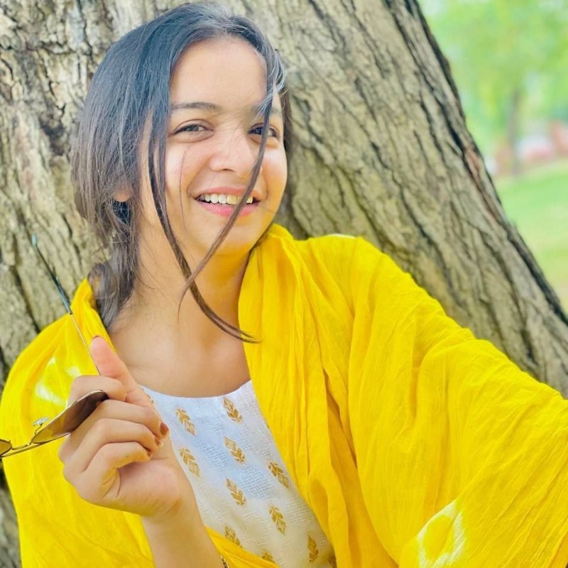 Himanshi ️🦋 (@himanshi_j1922) | Snapchat Stories, Spotlight & Lenses