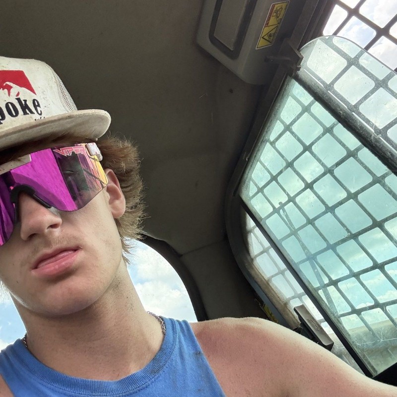 Cael_Heydon (@himithy_h) | Snapchat Stories, Spotlight & Lenses