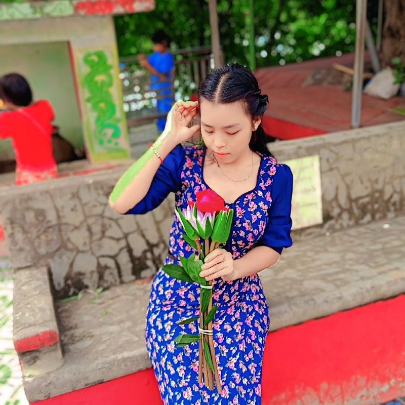 HinHin H (@hinhin_h2025) | Snapchat Stories, Spotlight & Lenses