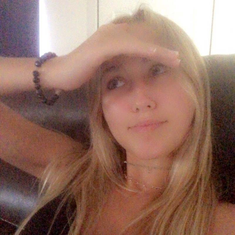 Holly Bacon💫🧸 (@hollybacon12345) | Snapchat Stories, Spotlight & Lenses