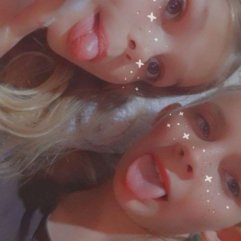 Holly.White (@hollywhite25898) | Snapchat Stories, Spotlight & Lenses