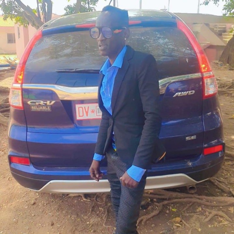 Hon Aponkye (@honaponkyetv) | Snapchat Stories, Spotlight & Lenses