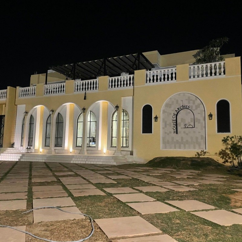 House of arches (@houseofarches) | Snapchat Stories, Spotlight & Lenses