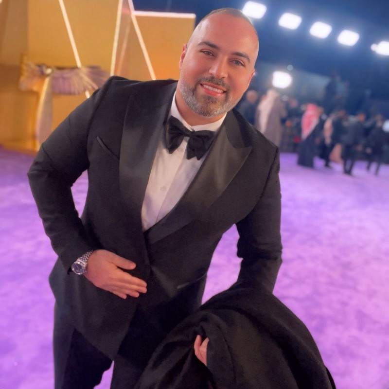 مصمم العطور رامي حرزالله 🇦🇪 (@hrperfume) | Snapchat Stories, Spotlight ...