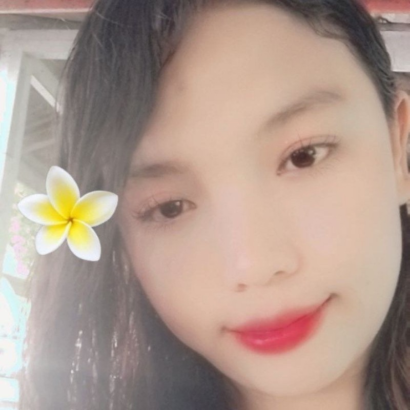 Htet Htet Khaing (@htethtet_kh2025) | Snapchat Stories, Spotlight & Lenses