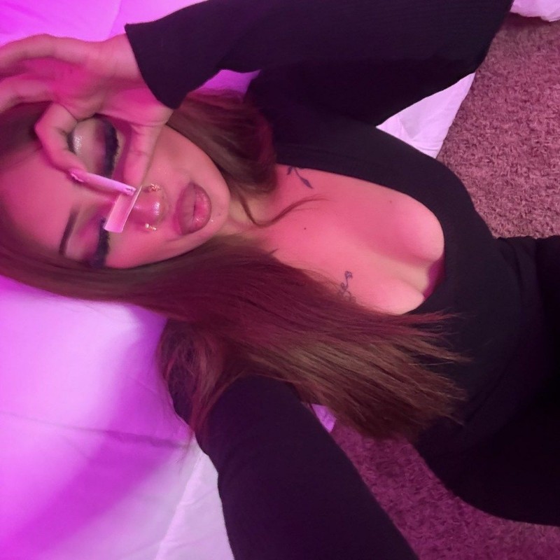 P Killa (@htx_gisell3) | Snapchat Stories, Spotlight & Lenses