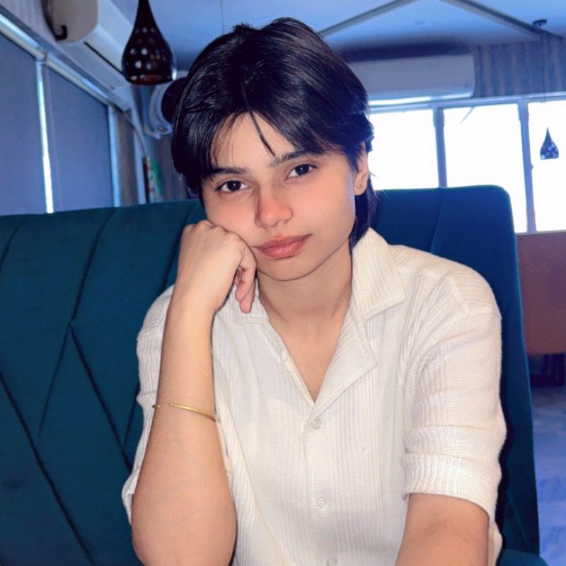 HOOR 🌙 ️ (@huria_i1) | Snapchat Stories, Spotlight & Lenses