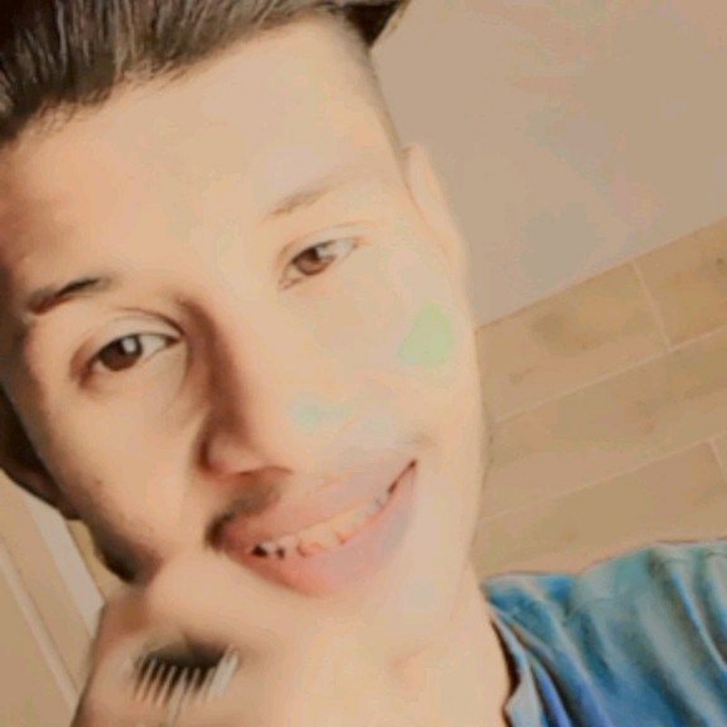 ᴜᴍᴀɪʀ ᴋʜᴀɴ (@hussain_tra2025) | Snapchat Stories, Spotlight & Lenses