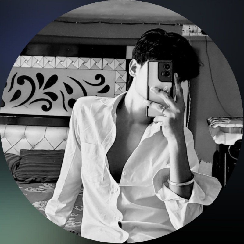 •→ Ꭼʀʀᴏʀ ‼️ (@hyy_strangers) | Snapchat Stories, Spotlight & Lenses