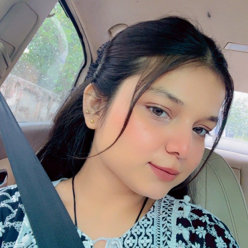 Simran Kaur Ghuman🦋 (@i.simmmu) | Snapchat Stories, Spotlight & Lenses