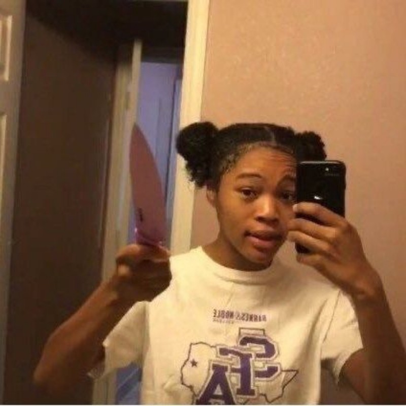 Ana (@i.tautala) | Snapchat Stories, Spotlight & Lenses