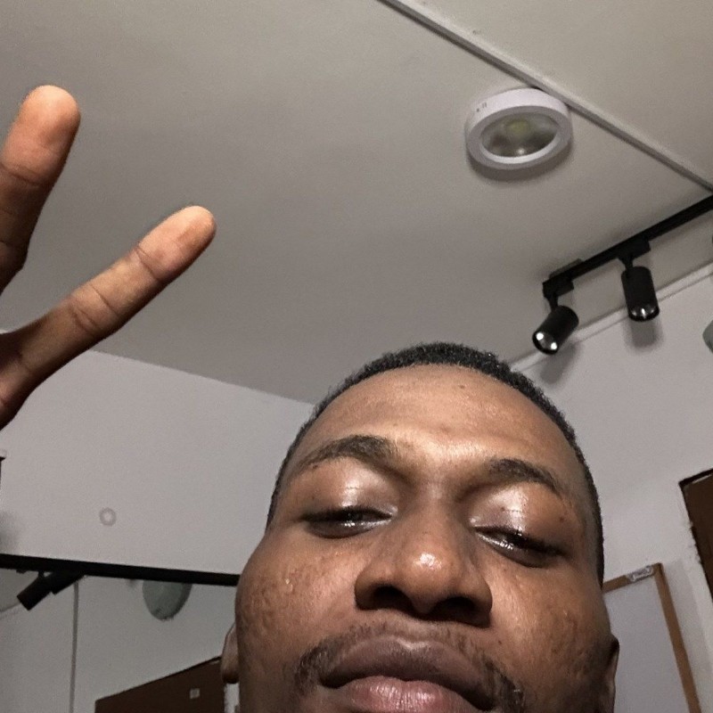 Tems’ Boyfriend ⚡️ (@iam_starmash) | Snapchat Stories, Spotlight & Lenses