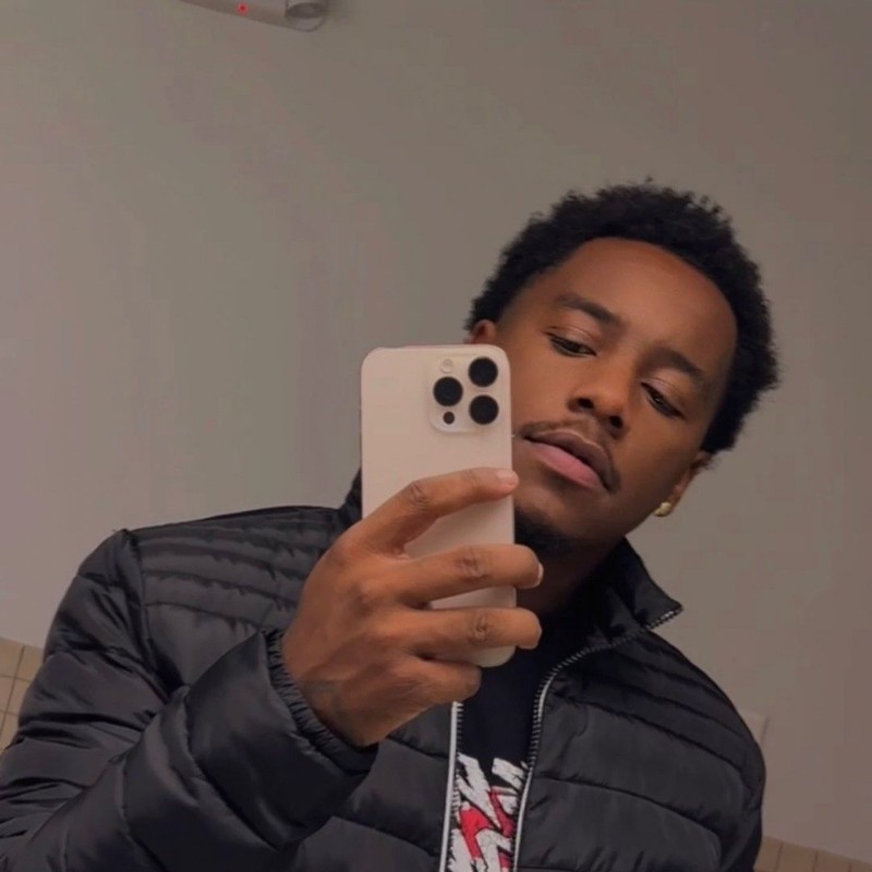 Iam Steph (@iam_steph2025) | Snapchat Stories, Spotlight & Lenses