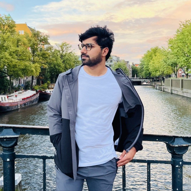 DR. HAROON KHALID 🩺 🇬🇧 (@iamharoonkhalid) | Snapchat Stories, Spotlight ...