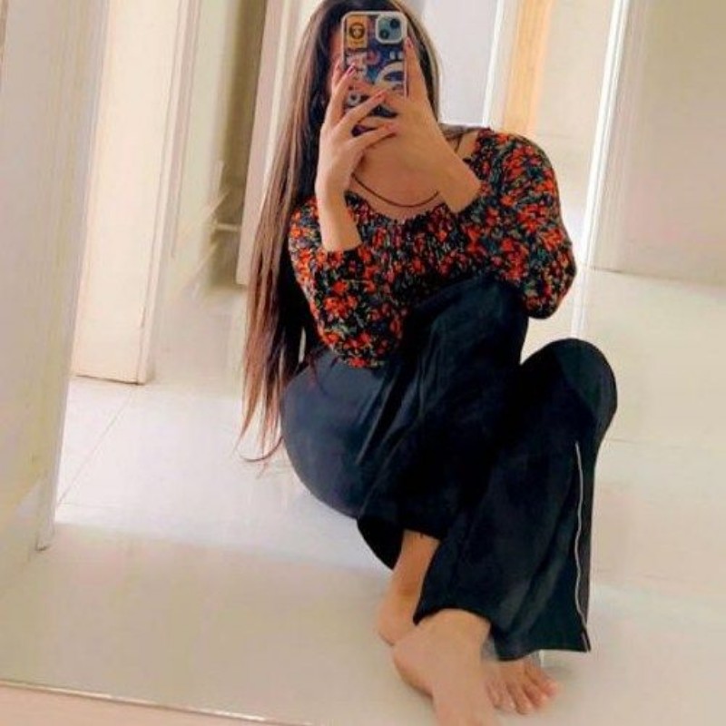 Maryam Butt (@iammarry321) | Snapchat Stories, Spotlight & Lenses