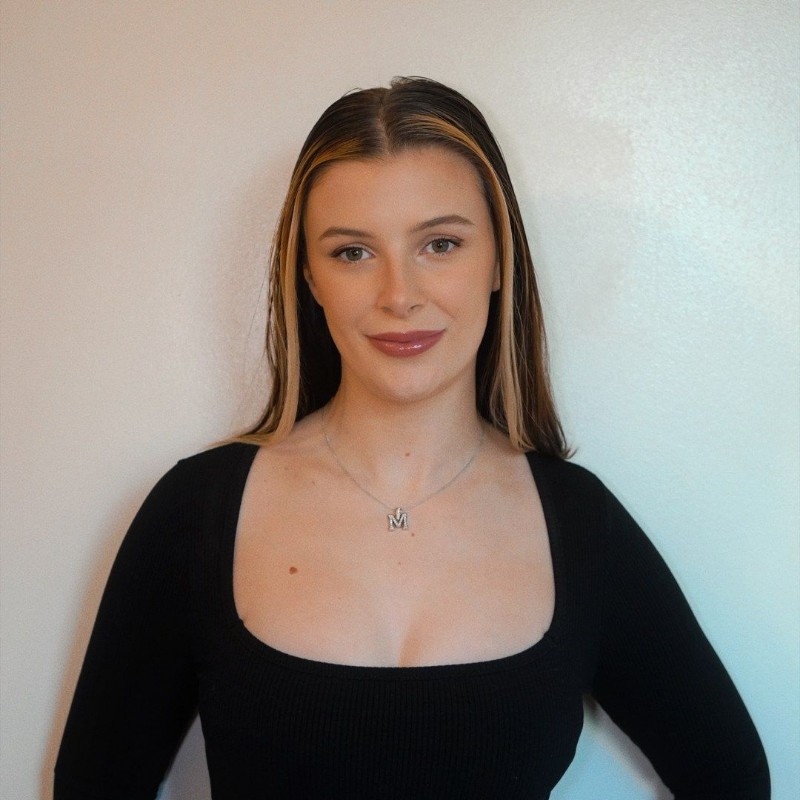 Mia (@iammiasnap) | Snapchat Stories, Spotlight & Lenses