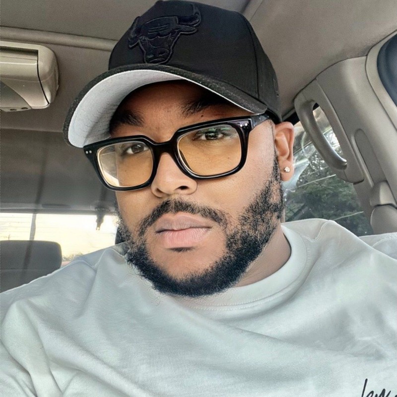 Reggie Davis (@iamreggiedavis) | Snapchat Stories, Spotlight & Lenses