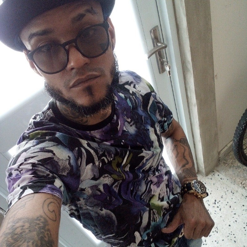 Ian Quiñones (@ian_quinone2025) | Snapchat Stories, Spotlight & Lenses