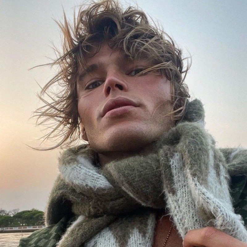 Jordan Barrett (@iblamejordan) | Snapchat Stories, Spotlight & Lenses