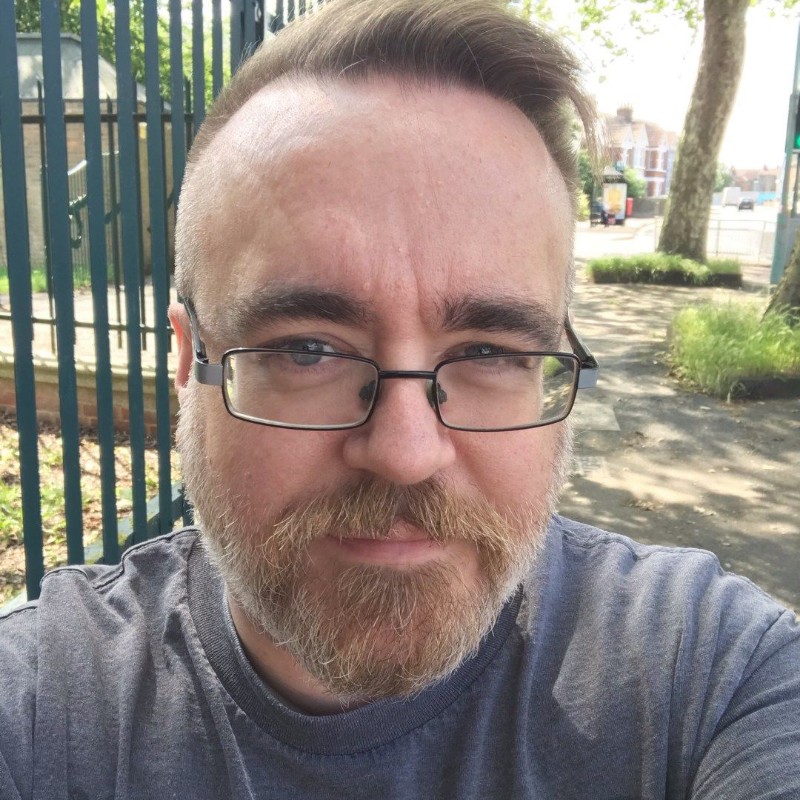 Ian Sharman (@idscomicguy) | Snapchat Stories, Spotlight & Lenses