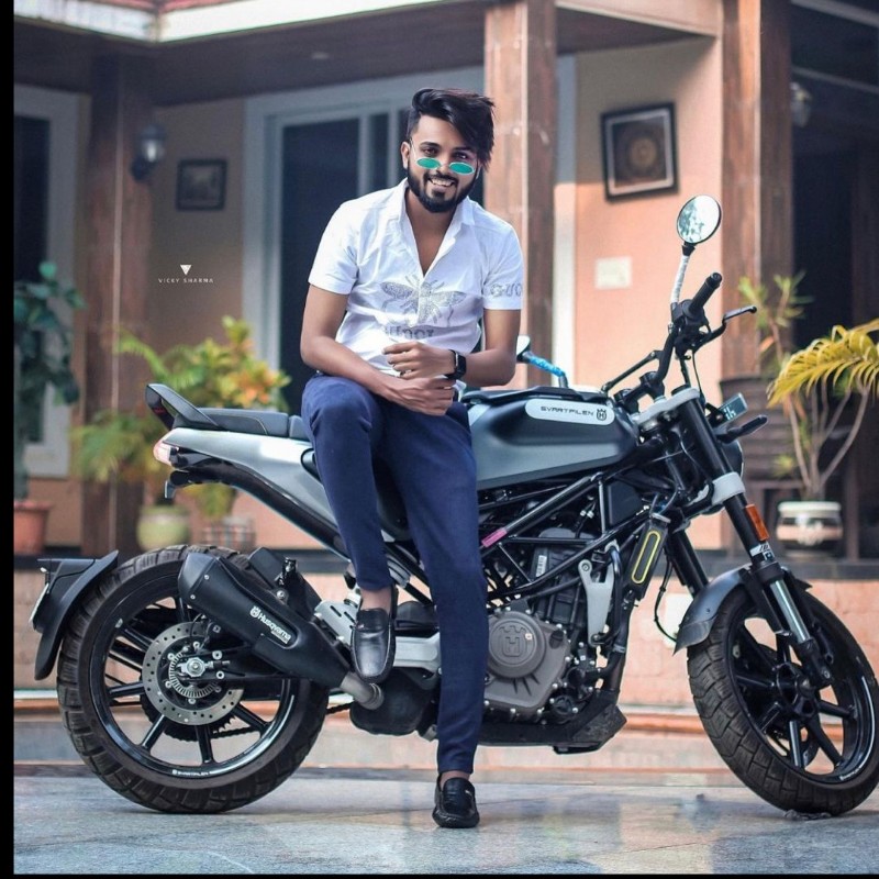 IFFY KHAN (@iffy_khan06) | Snapchat Stories, Spotlight & Lenses